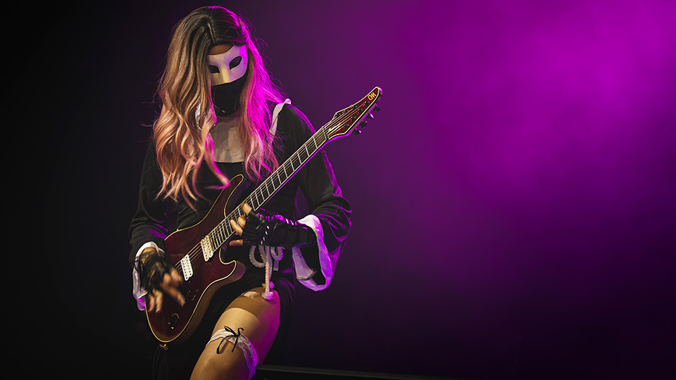 Hellana Pandora: Artista avalado usando Guitar Pro