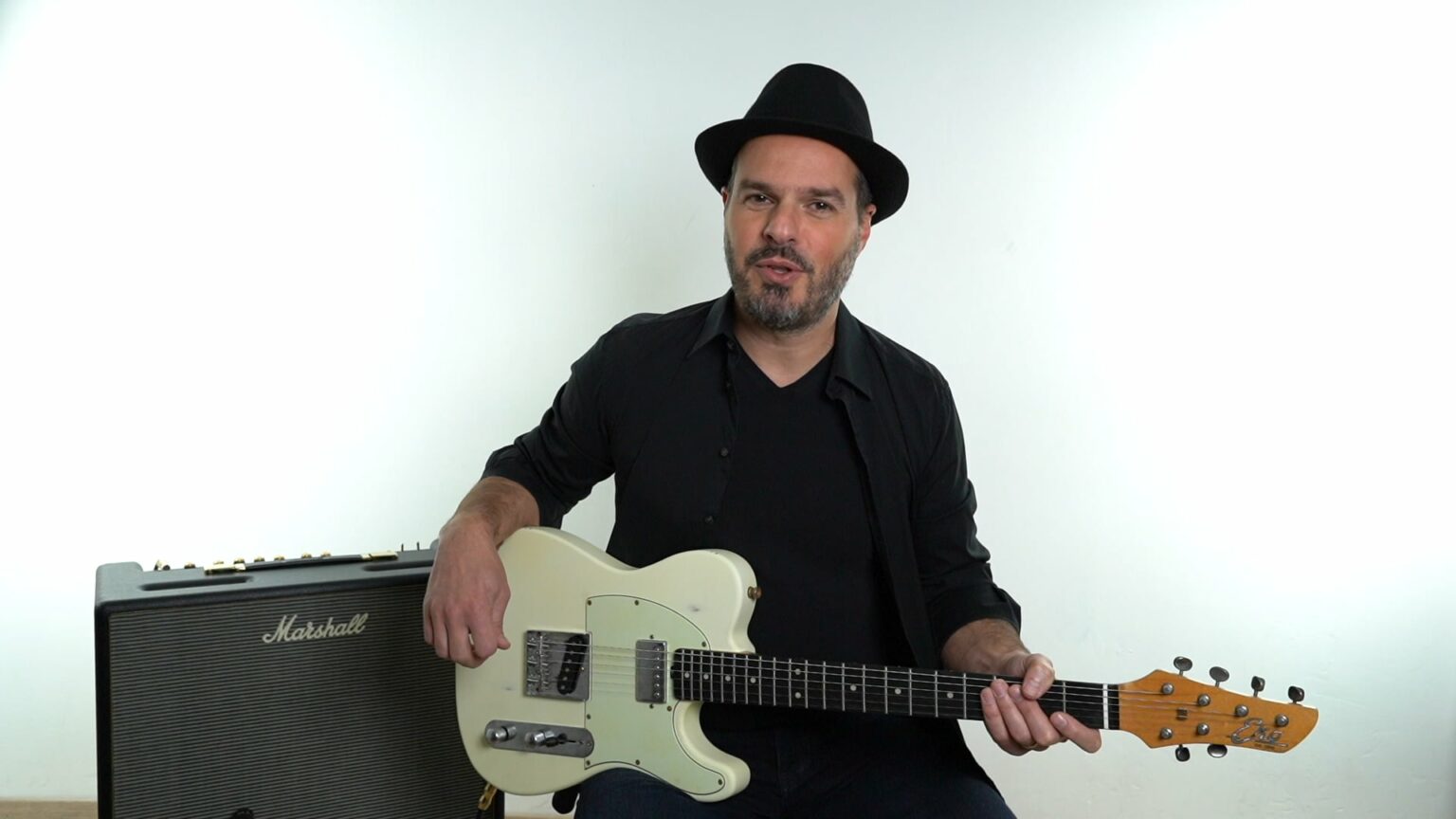 Beginning Guitar: Learn the Basics and Start Playing